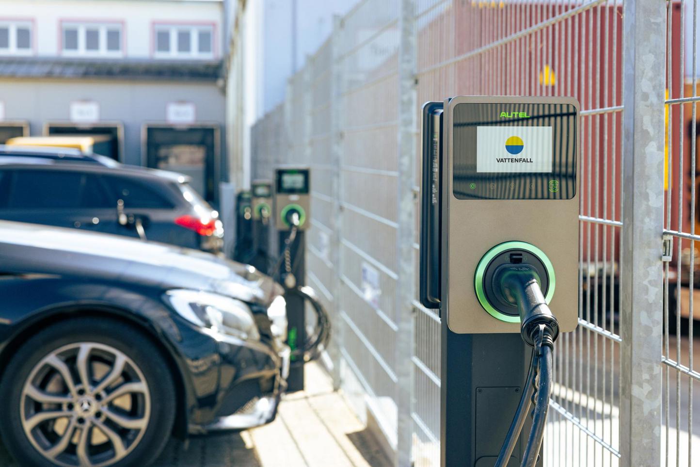 Autel MaxiCharger laadpalen voor bedrijven | Vattenfall MKB