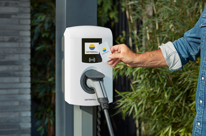 Alles wat je moet weten over laadpalen | Vattenfall